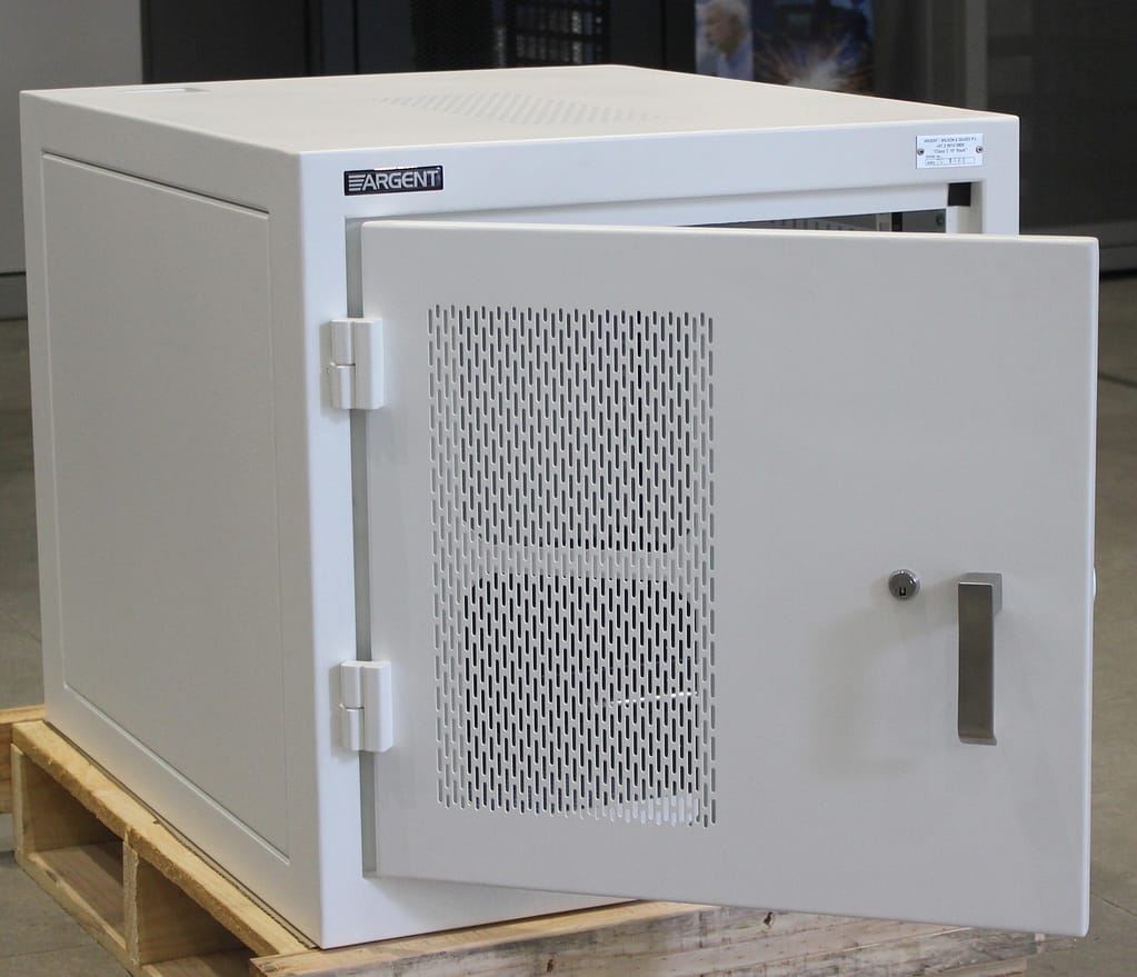 New robotic technology for Argent SCEC Class B and Class C server racks ...