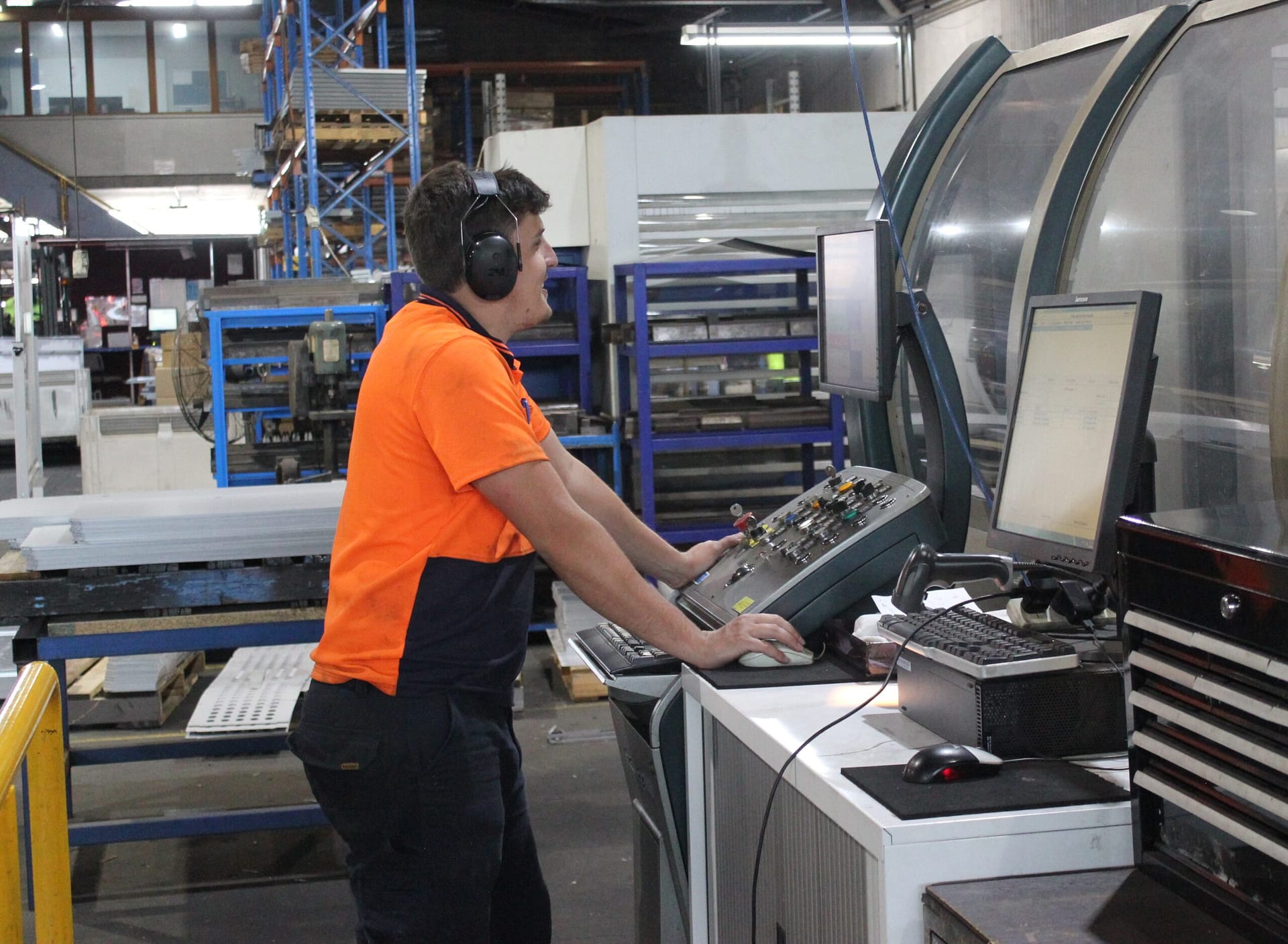 New robotic technology for Argent SCEC Class B and Class C server racks ...